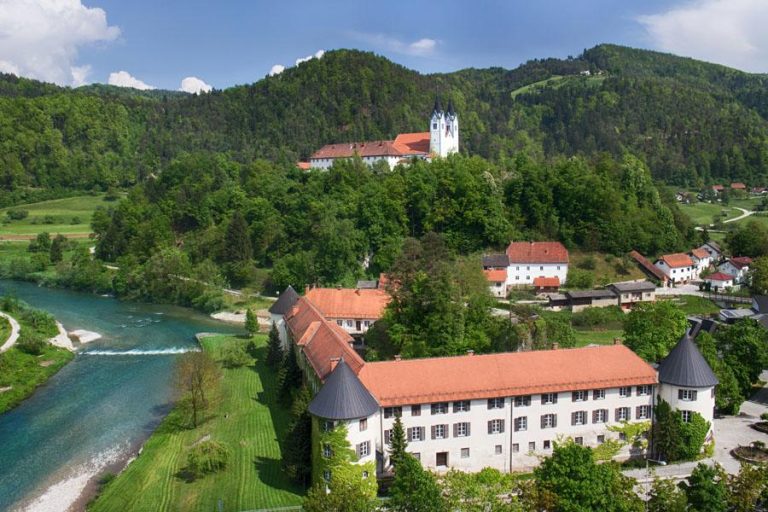 Grad Vrbovec - ZnamenitostiZnamenitosti - Zgornja Savinjska Dolina